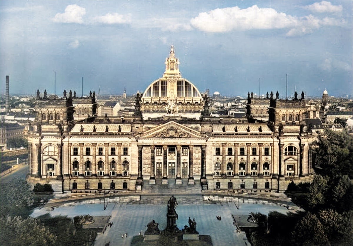 Reichstag Fire / Rise of the Nazis / Interbellum 1918 - 1936 | The ...
