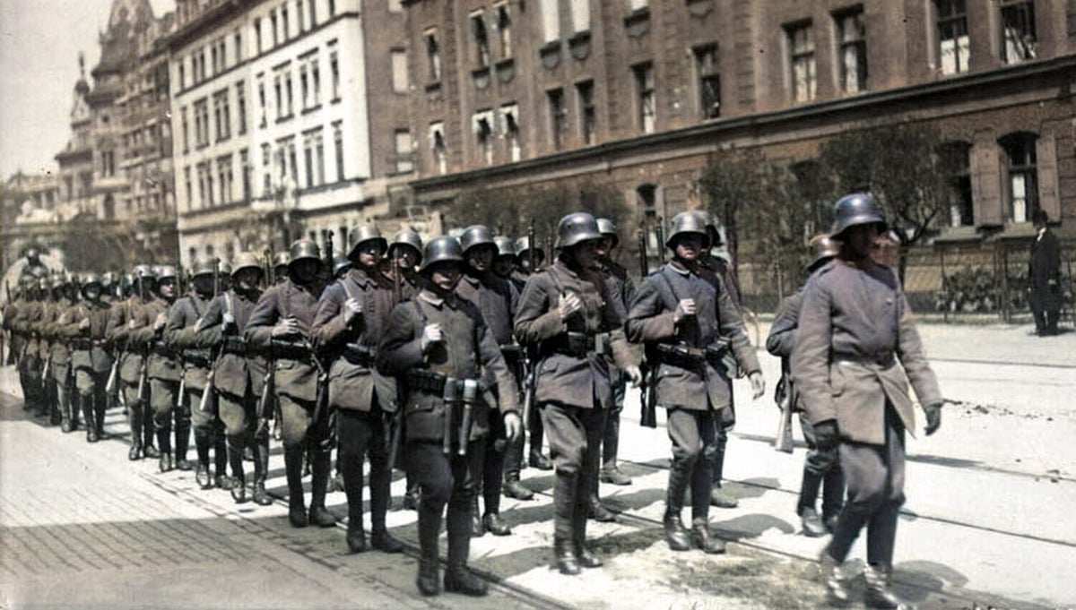 Kapp Putsch / The Weimar Republic / 1918 / Interbellum 1918 - 1936 ...