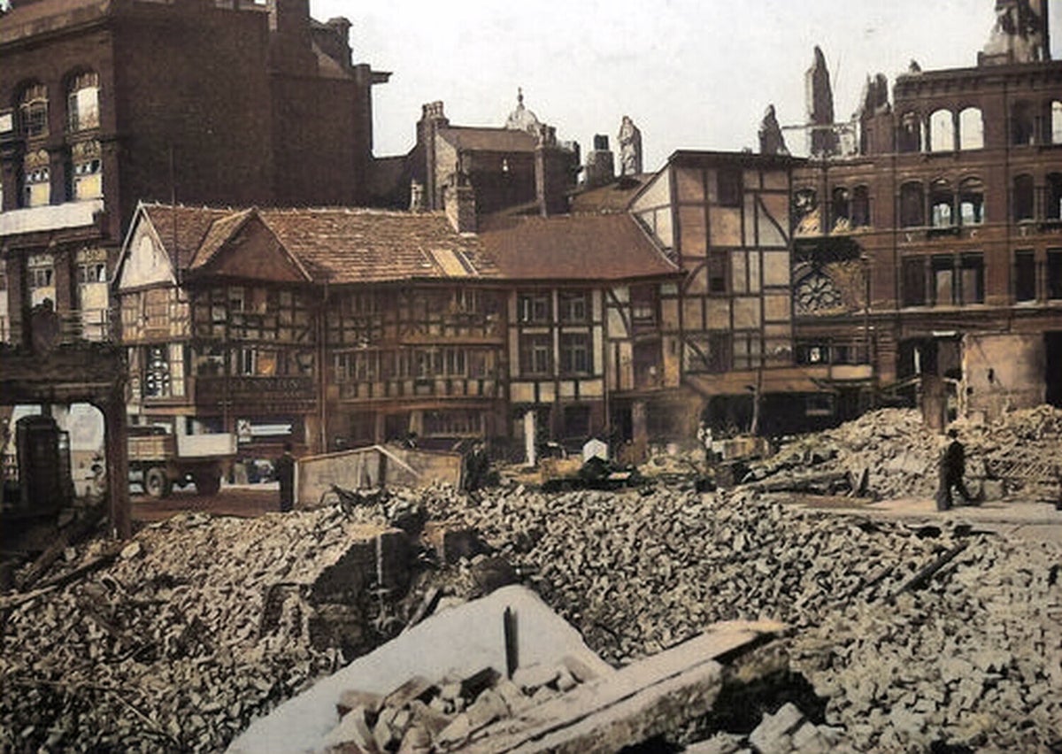 Manchester / Britain Under Fire / Phase 3: The Daytime Blitz / Battle ...