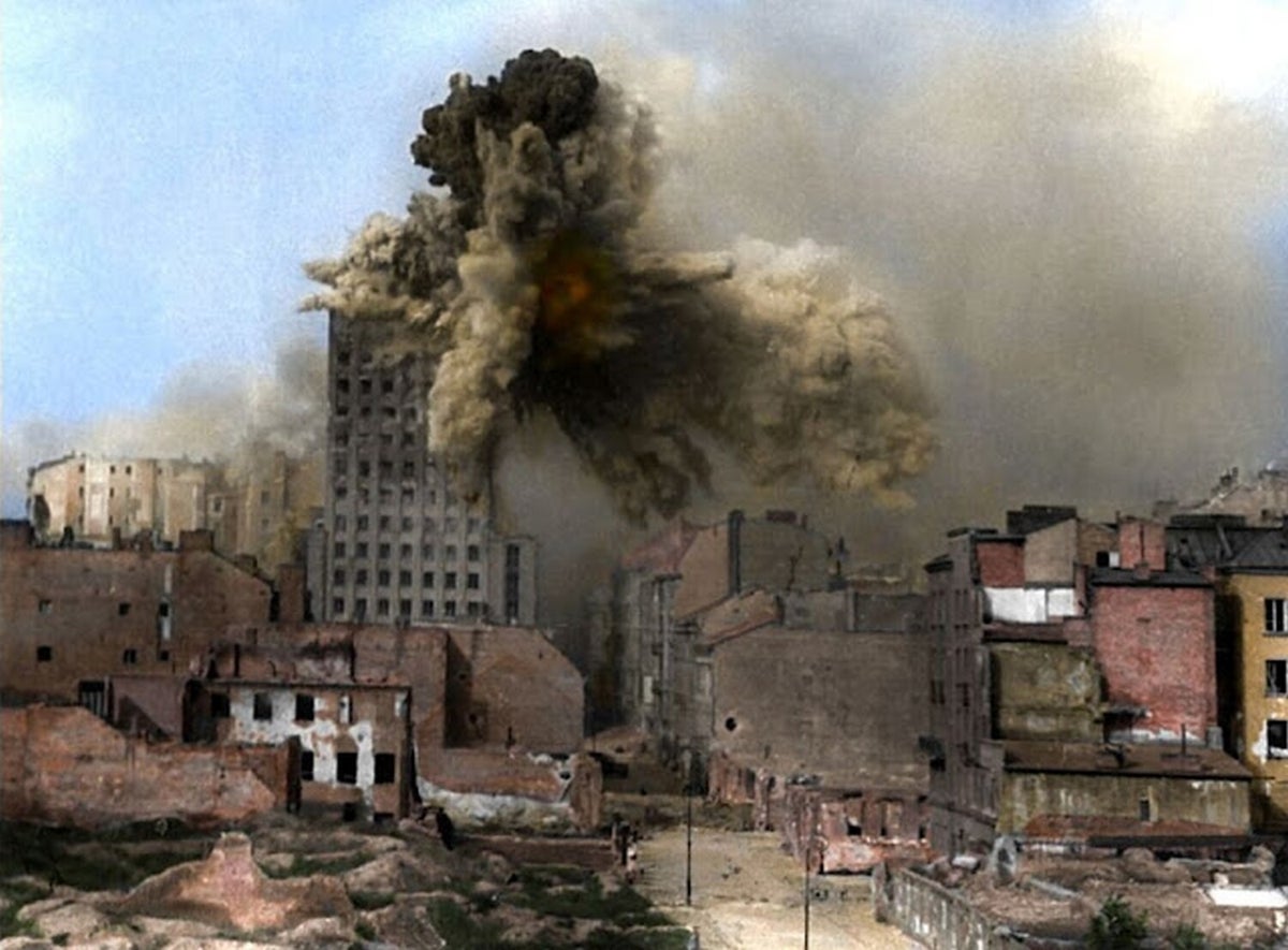 Warsaw Uprising / Poland / Occupied Europe | The Second World War
