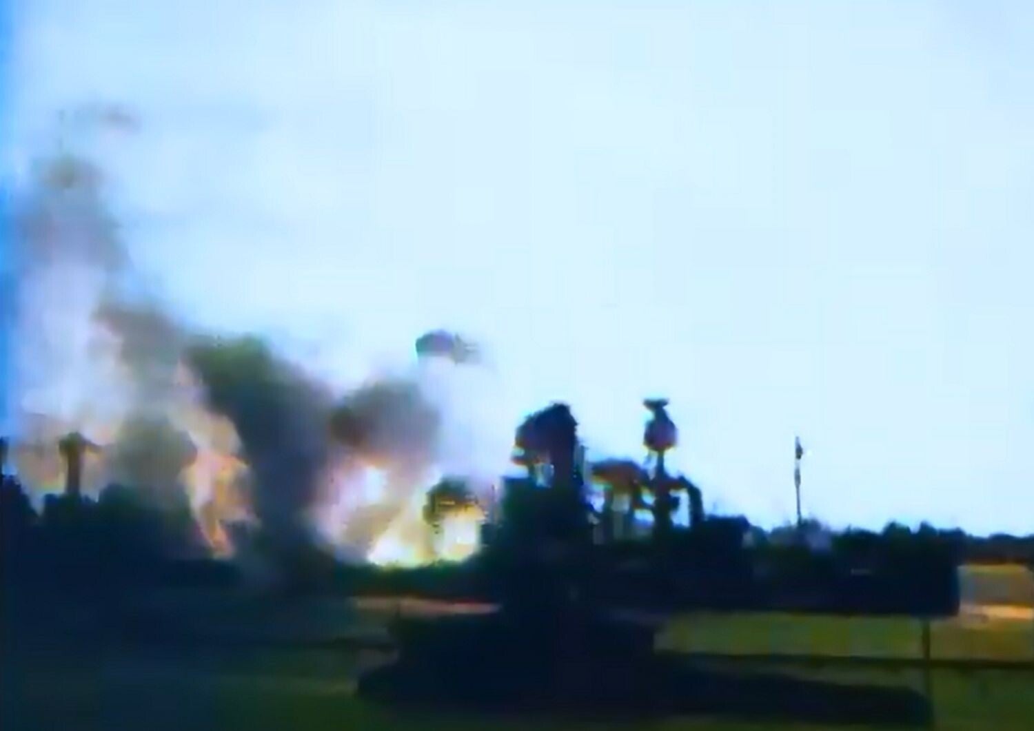 What killed the Arizona? / Death of the Arizona / Pearl Harbour / The ...