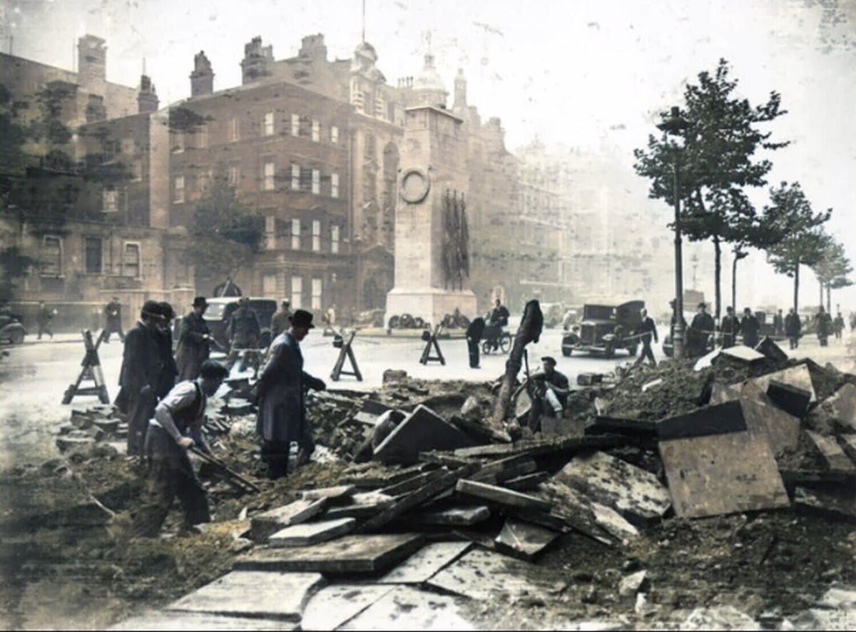 London's Burning / Britain Under Fire / Phase 3: The Daytime Blitz ...