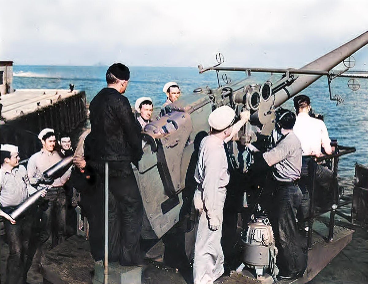 The USS Shaw / Pearl Harbour / The Pacific War | The Second World War
