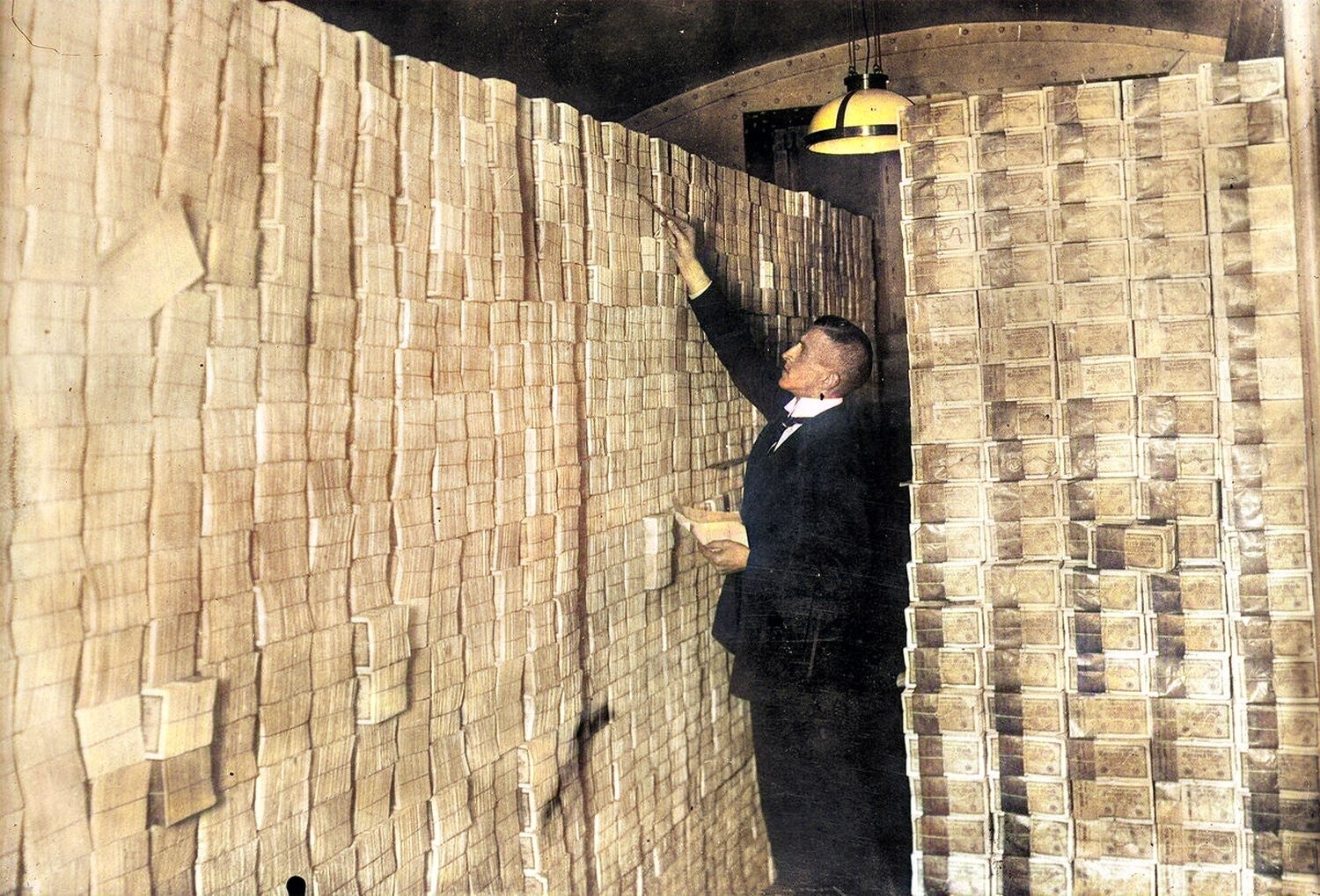 Hyperinflation / The Weimar Republic / 1918 / Interbellum 1918 - 1936 ...