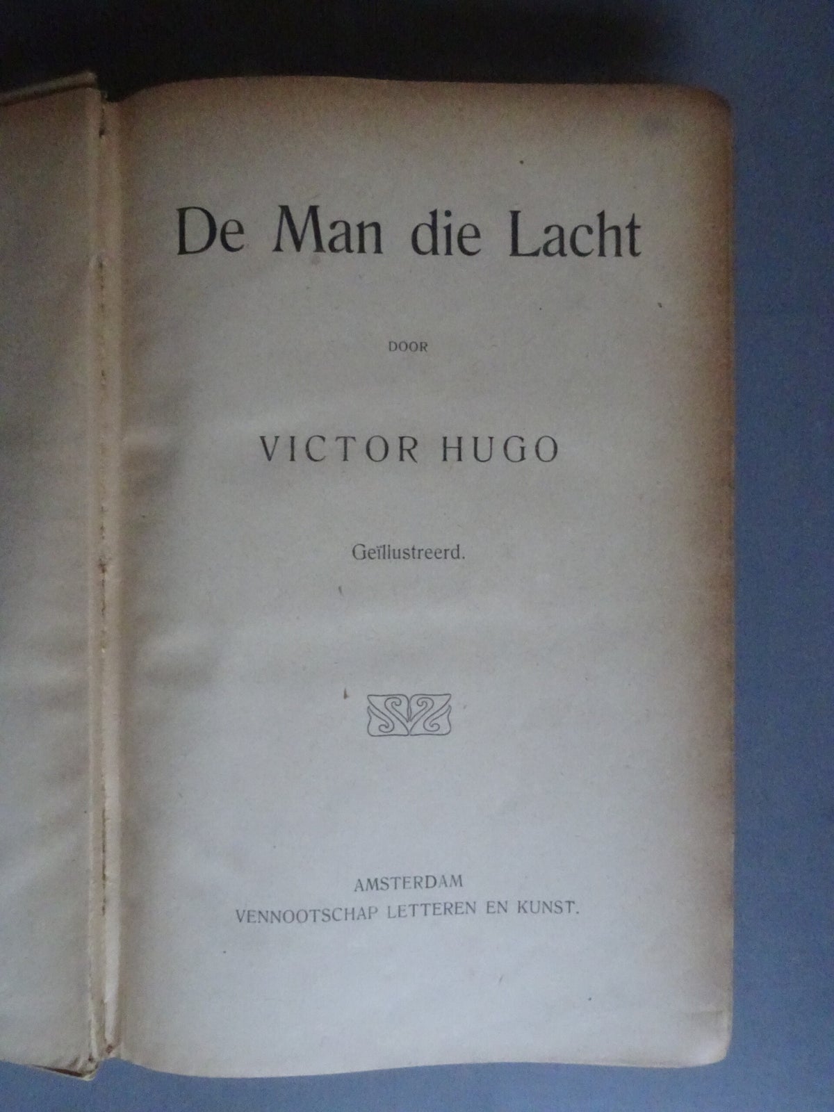 JBJ - De man die lacht | Antiquariaat Artemis