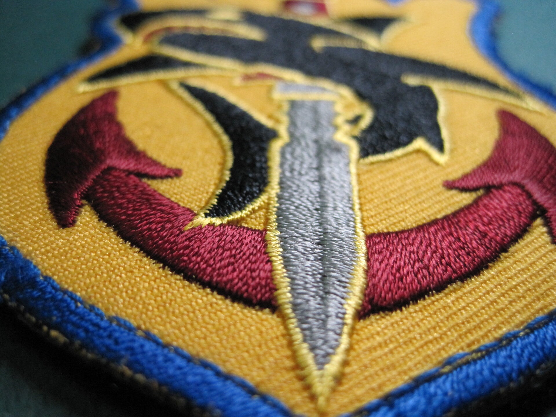 TACTICAL SHARK MORALE PATCH HOOK BACK | MORALE PATCH MANIA