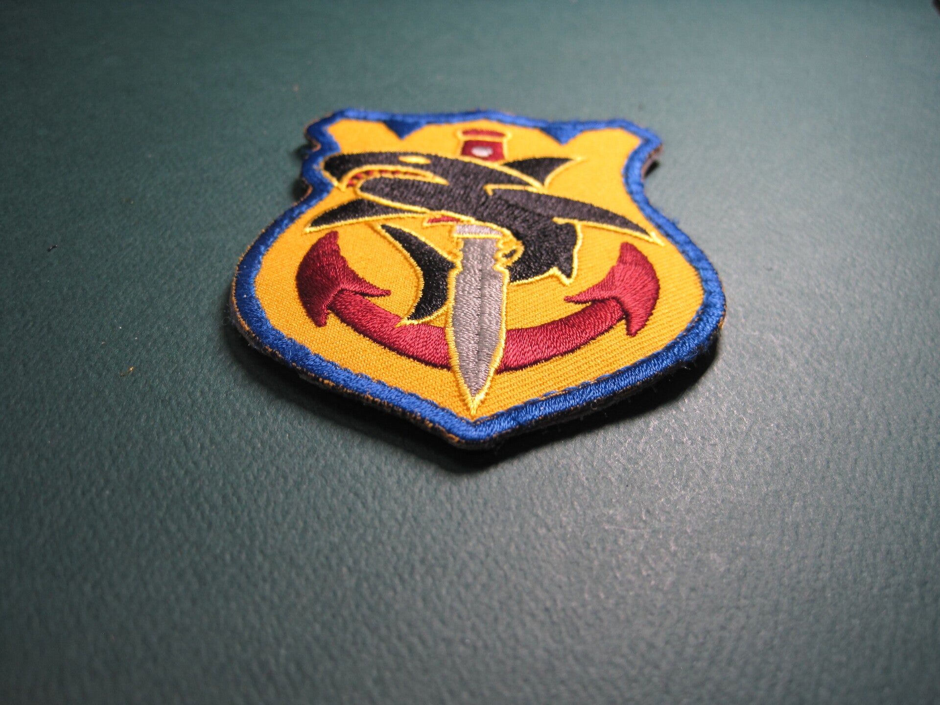TACTICAL SHARK MORALE PATCH HOOK BACK | MORALE PATCH MANIA