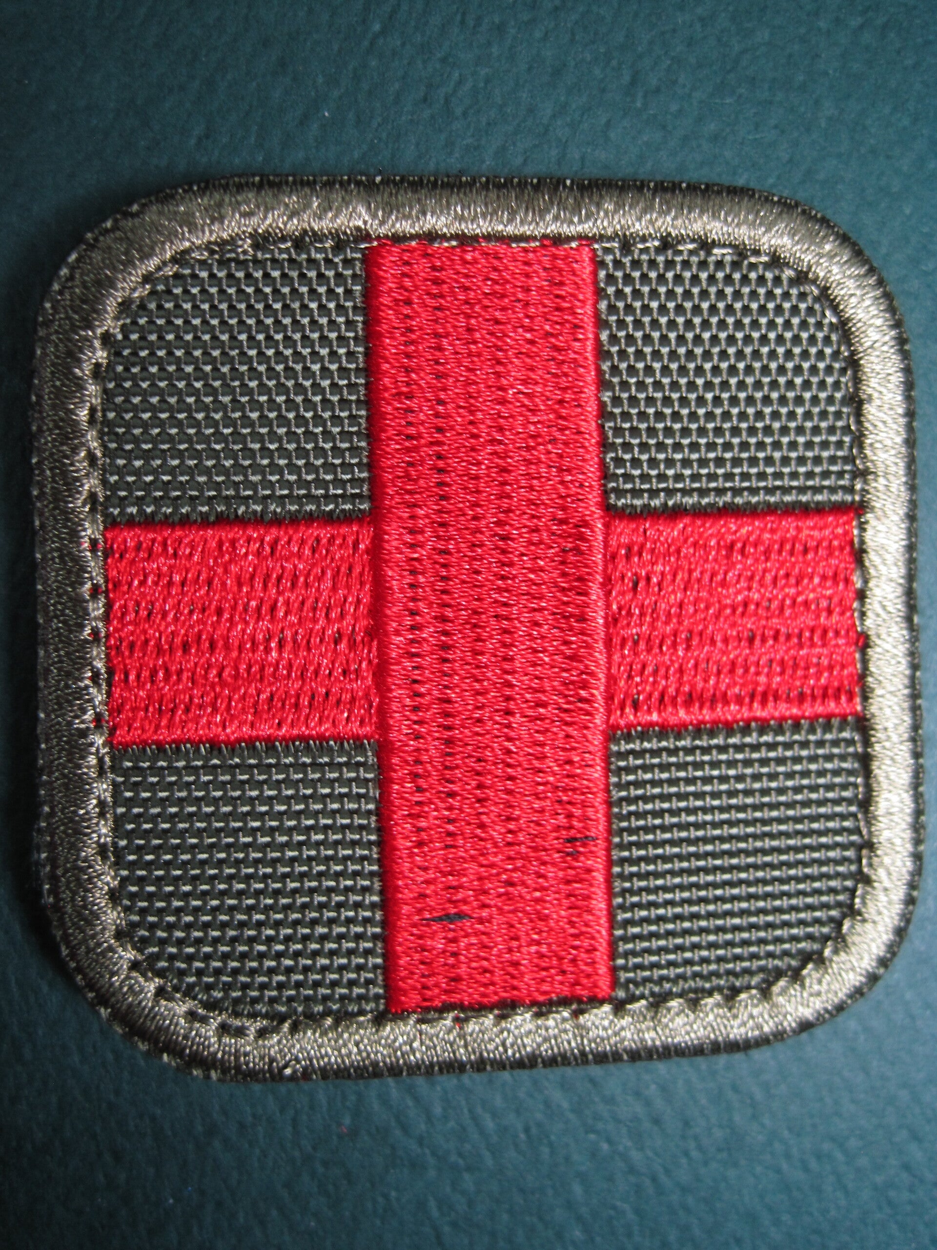 MEDICAL BAG SMALL CROSS PATCH, COLOR CHOICE, IRON ON | MORALE PATCH MANIA