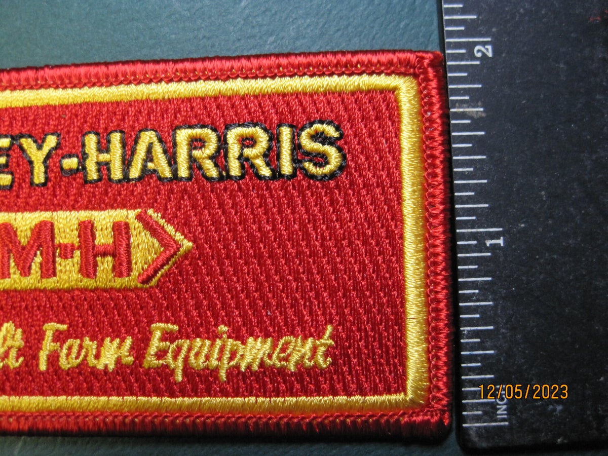 MASSEY - HARRIS TRACTOR CREST SIZE IRON ON / SEW ON | MORALE PATCH MANIA