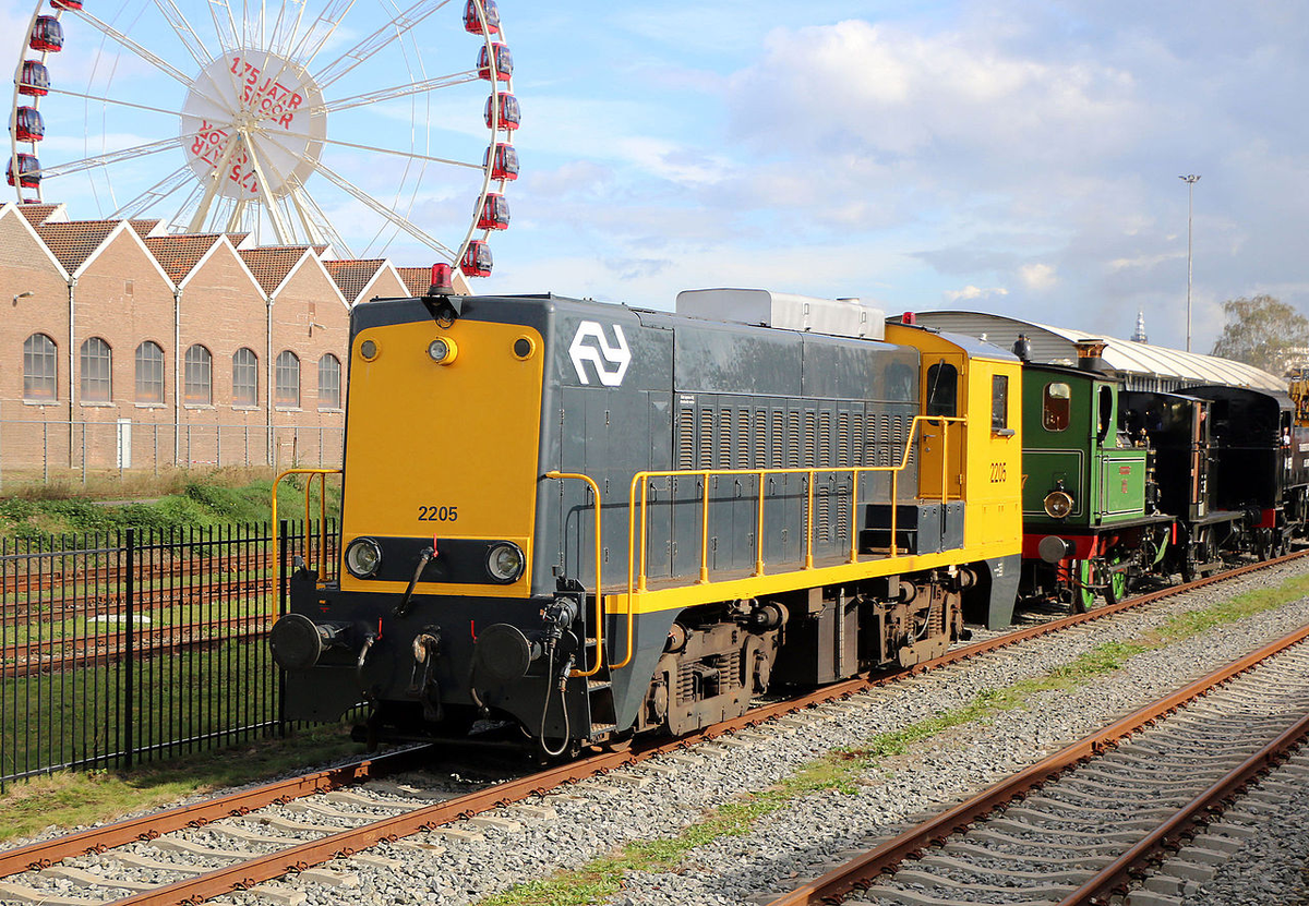 Diesellocs NS 2200/2300 / Diesellocs in Nederland | Treinen Nederland ...