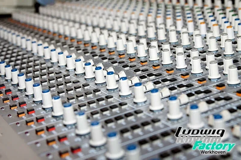 Ludwig Rhythm Factory Werkhoven, drum en gitaarlessen.