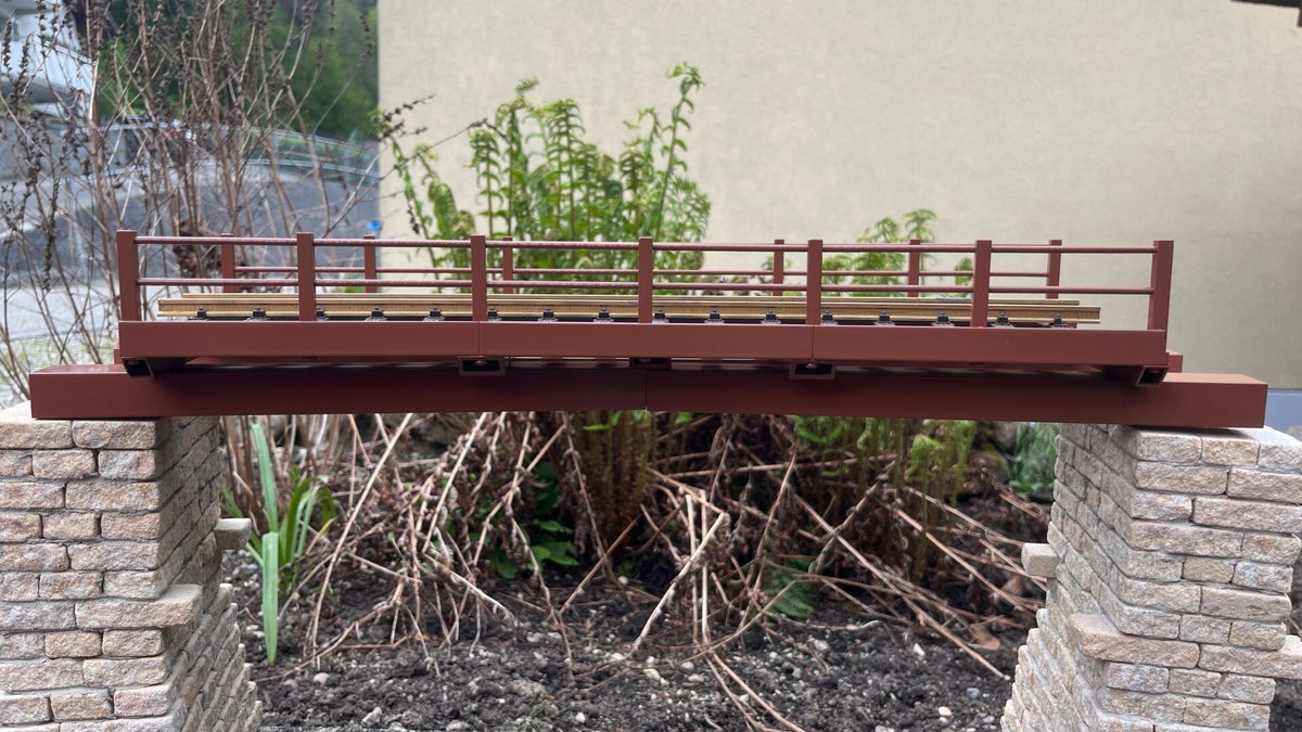 Simple bridge with railing | Kohler's - bridges