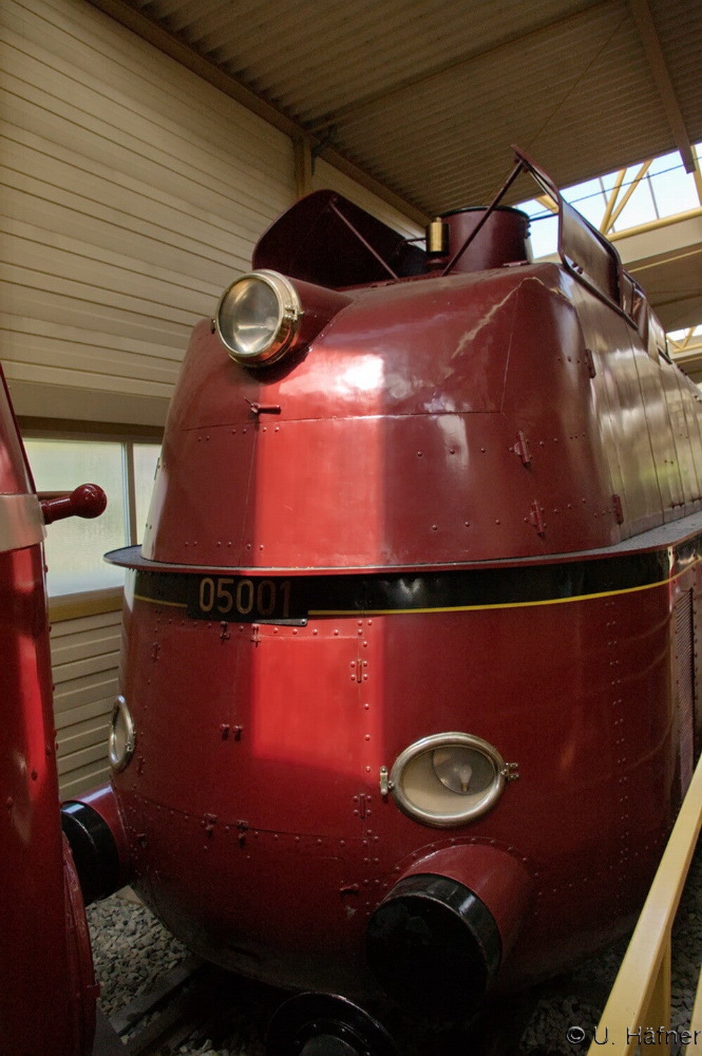 Schnellzuglokomotiven der Baureihe 05 und 10