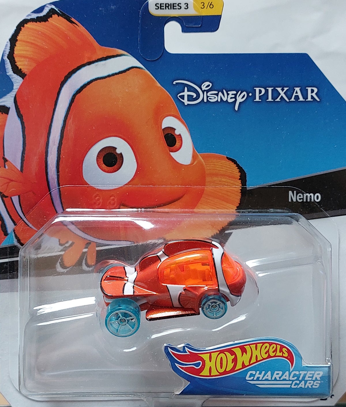 Hotwheels Disney Pixar Nemo | Car out the box