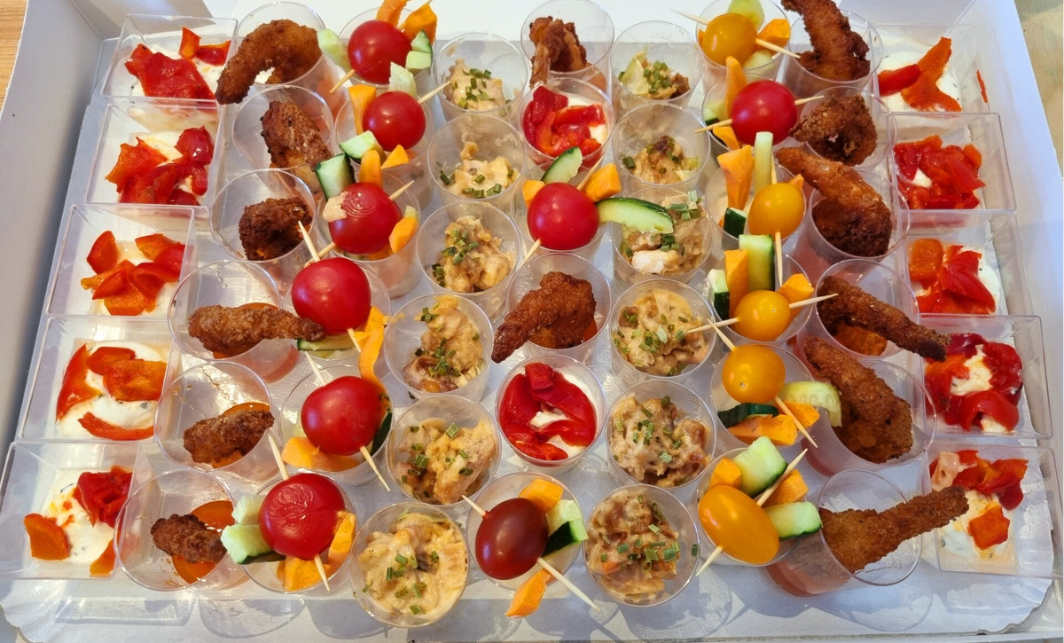 Traiteur & Cake designer, gâteaux personnalisés, patisseries francaises ...