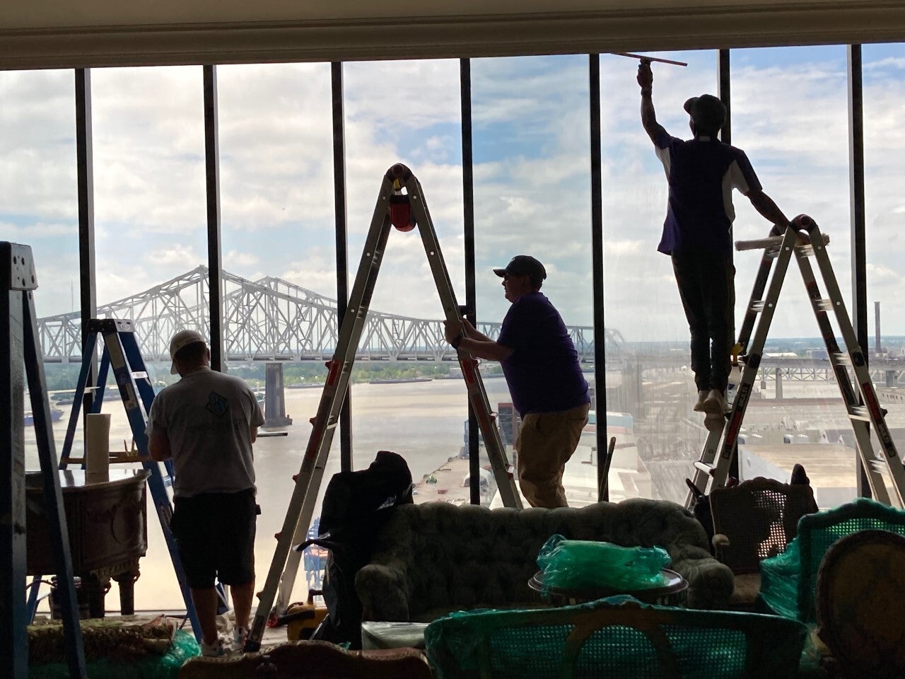 Try Tint for $75 | NOLA Window Cleaning and Tint