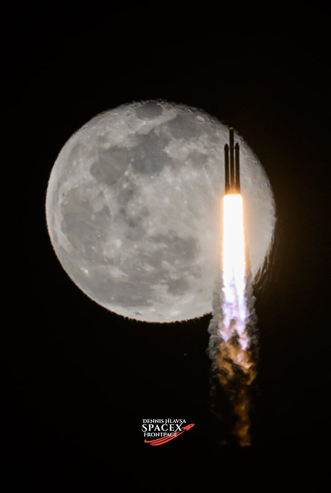 SpaceX Unveils and Test Fires Raptor V3 Engine For The First Time ...