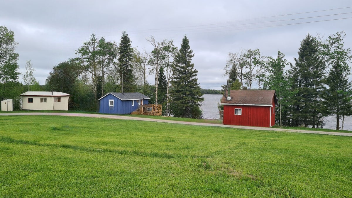 Our Cottages | Sundance Cottages Round Lake