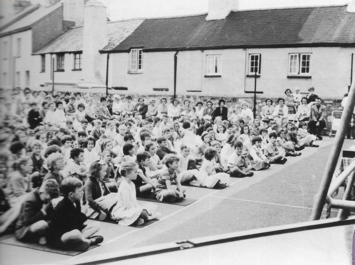 JUNIOR SCHOOL MEMORIES / Kingsteignton Memories | Kingsteignton History ...