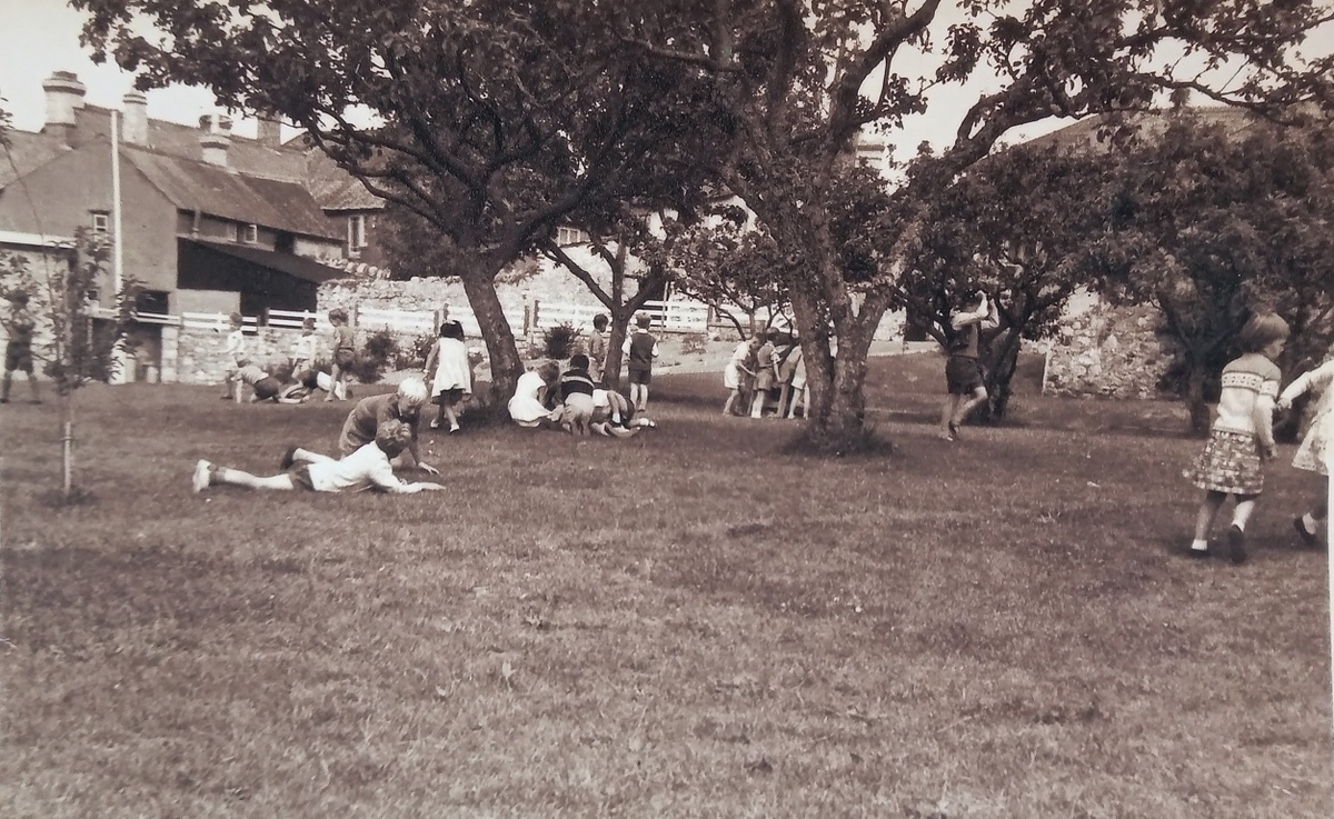 INFANTS' SCHOOL MEMORIES / Kingsteignton Memories | Kingsteignton ...