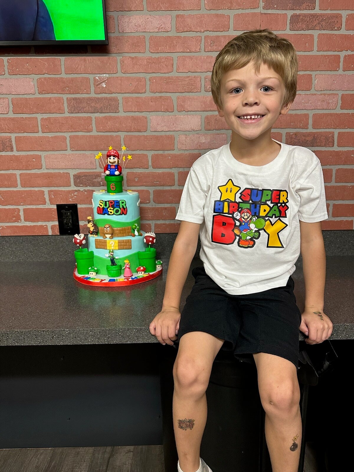 Noni's Custom Cakes by Victoria