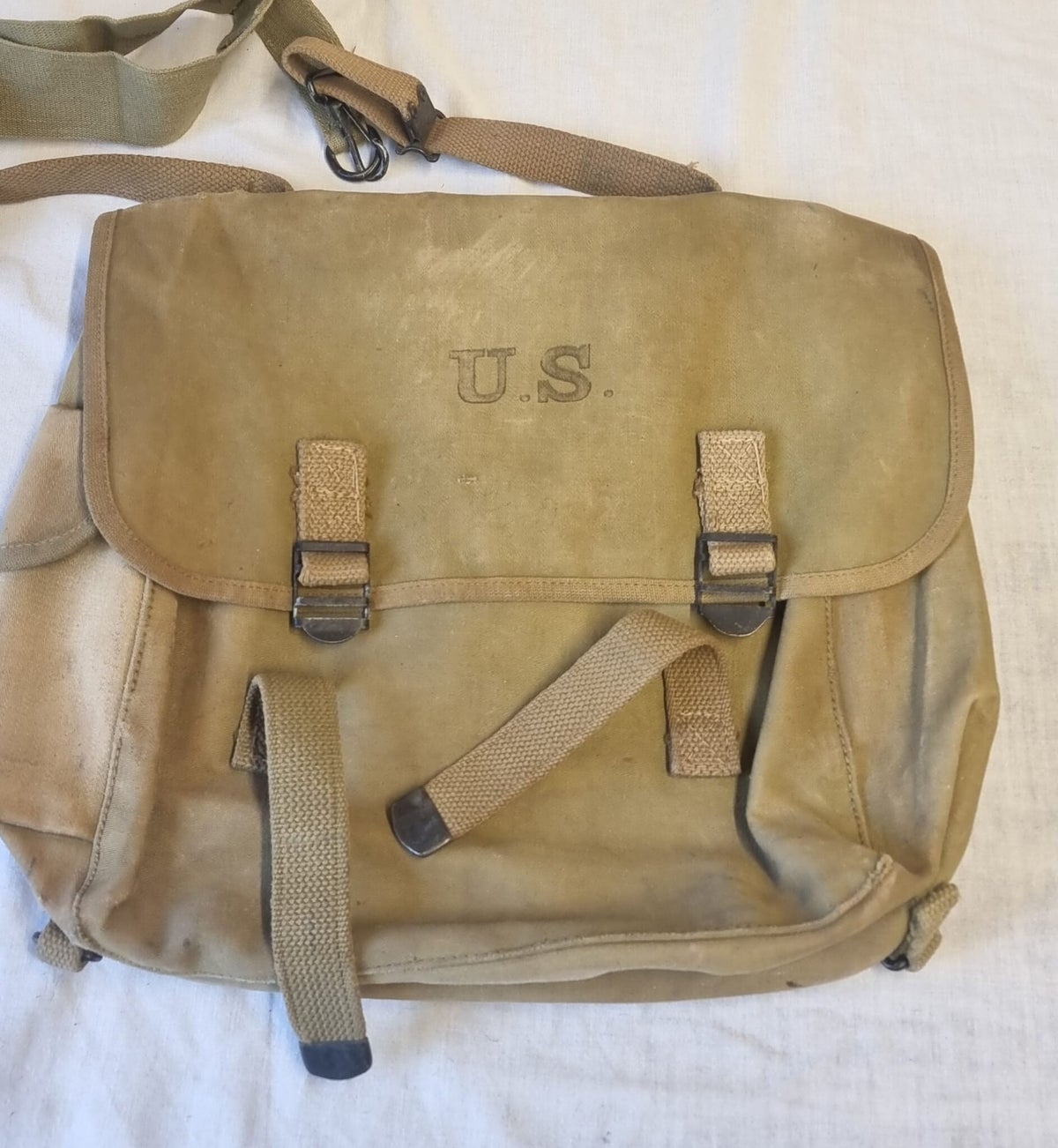 Original WW2 American 1943 dated haversack | Proctors Militaria