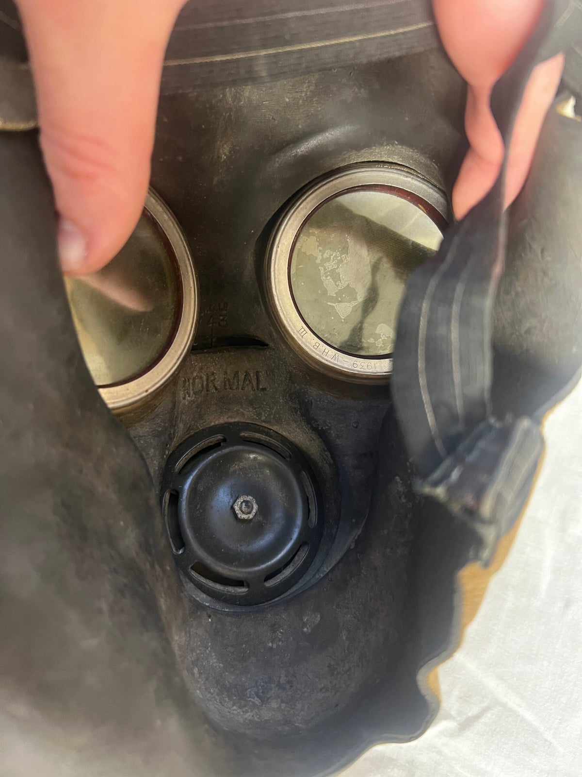 WW2 British gasmask and haversack set 1939 | Proctors Militaria