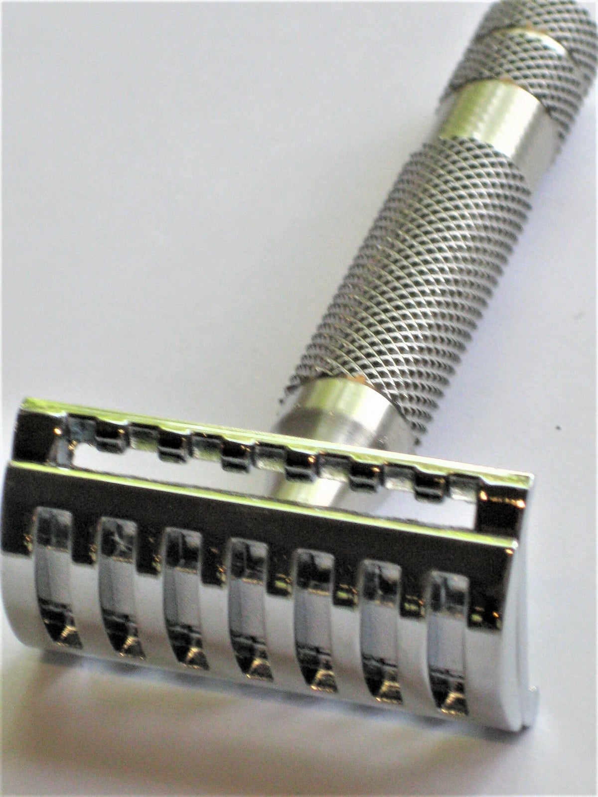 Scheermes 1850 ,,Gate,, metaal/verchroomd +5 Gillette scheermesjes ...