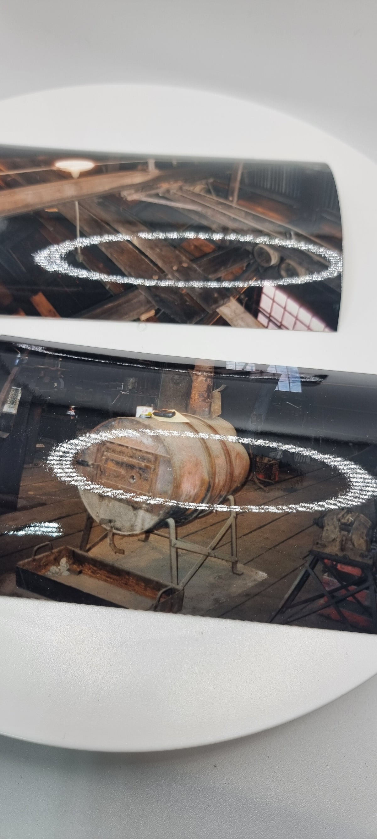 Western Scale Models Shop heater and Overhead crane | Ripley Jones Auctions