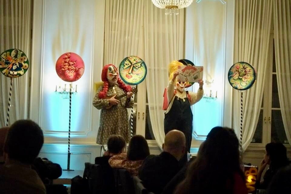 Fotos und Videos | Elfi Glöggli Schnitzelbank