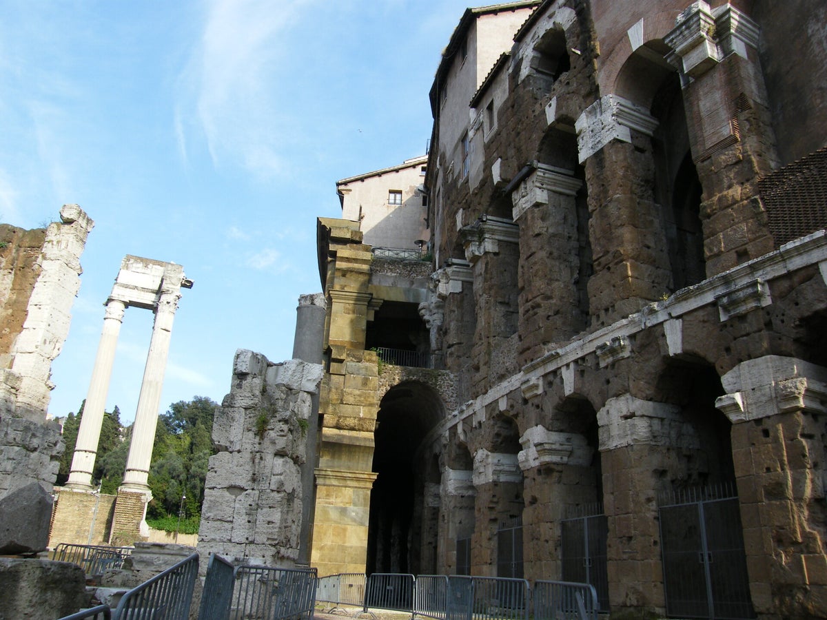 Le théâtre de Marcellus | Patrimoine Archéologique Urbain