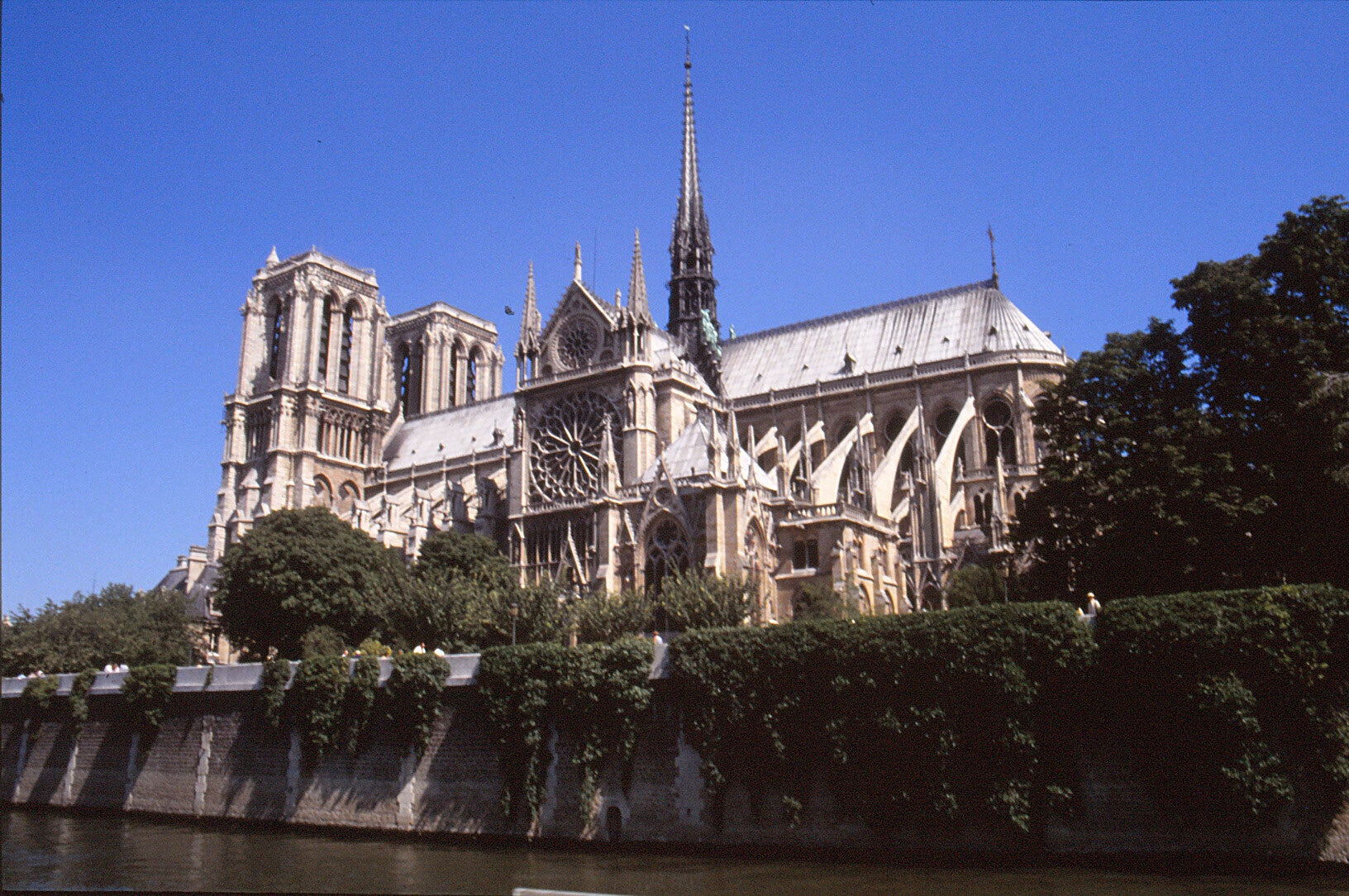 La cathédrale Notre-Dame de Paris | Patrimoine Archéologique Urbain