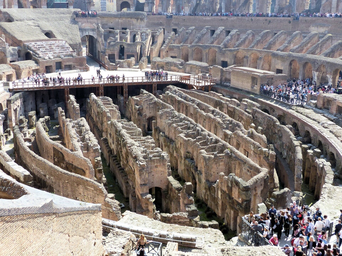 Le colisée, l'origine du nom | Patrimoine Archéologique Urbain
