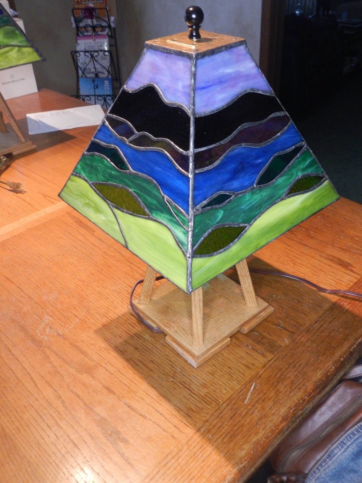 Tiffany Style Lamp | Roan Mountain Glass