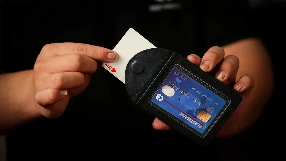 Phantom Wallet by TCC Magic | faremagia