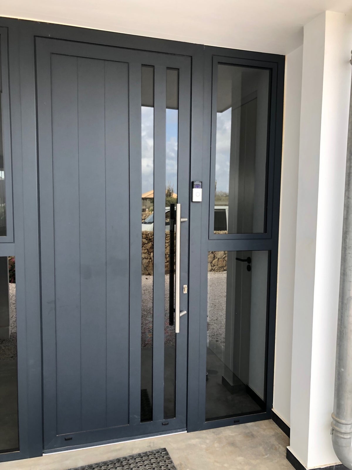 Aluminium Deuren op Bonaire - Maatwerk van Alubon N.V.