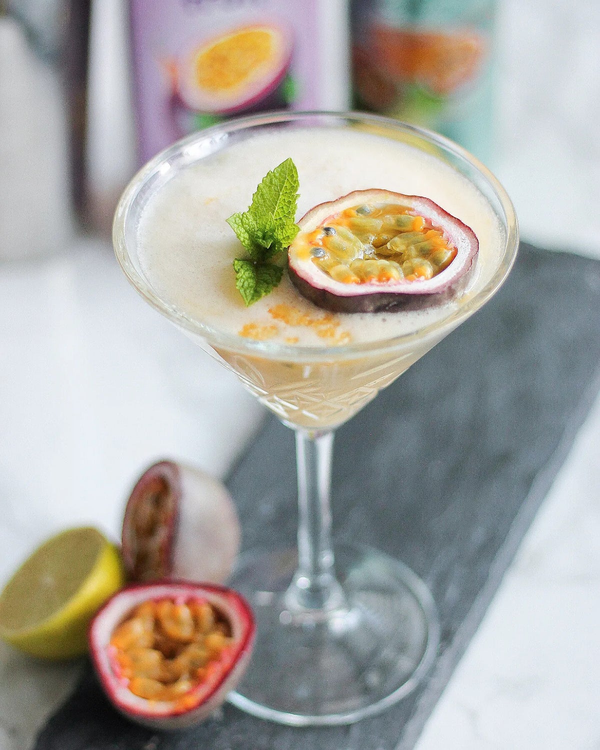 Passionfruit Coco Mocktail / Drinks / Recepten | Wat Eet Elisa