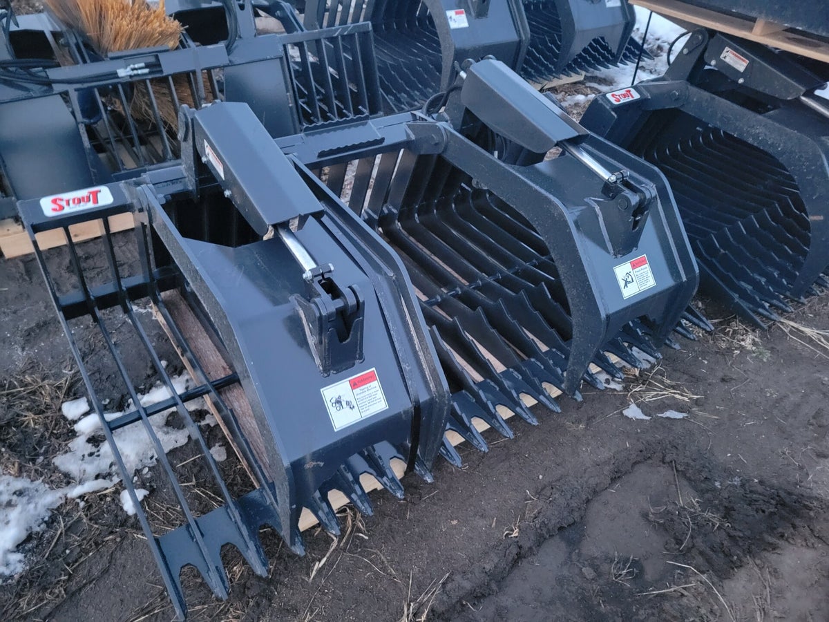 Stout 69-3 rock bucket grapple | Moore Attachments