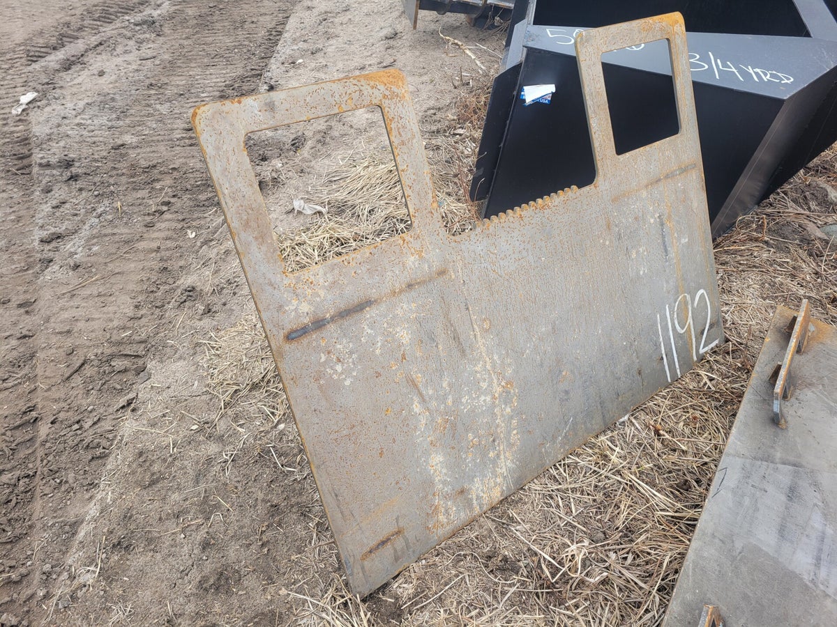 kit container 3/8" blank mounting plate | Moore Attachments