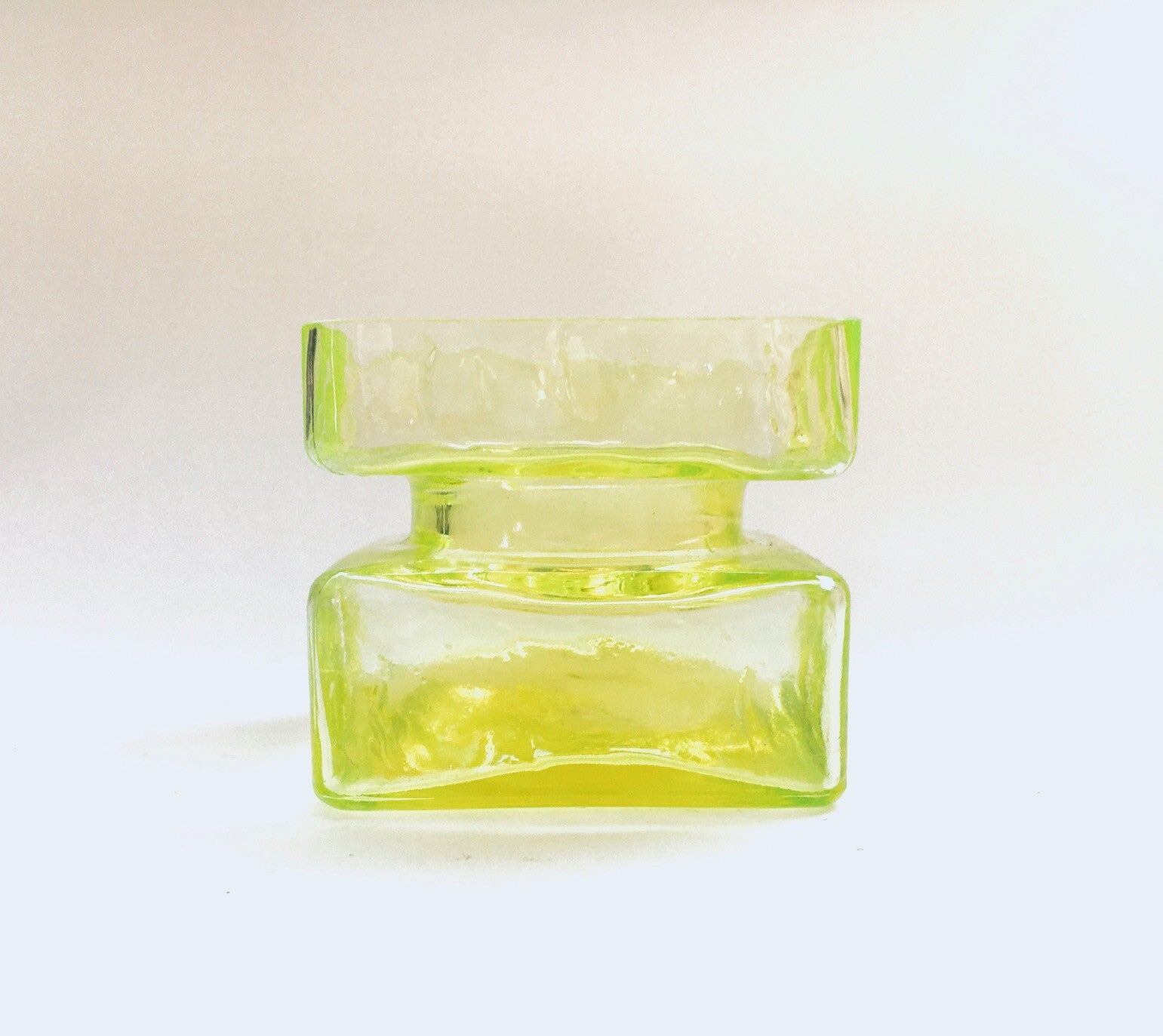 Pala Uranium Glass Vase by Helena Tynell for Riihimaen Lasi, Finland 1960's