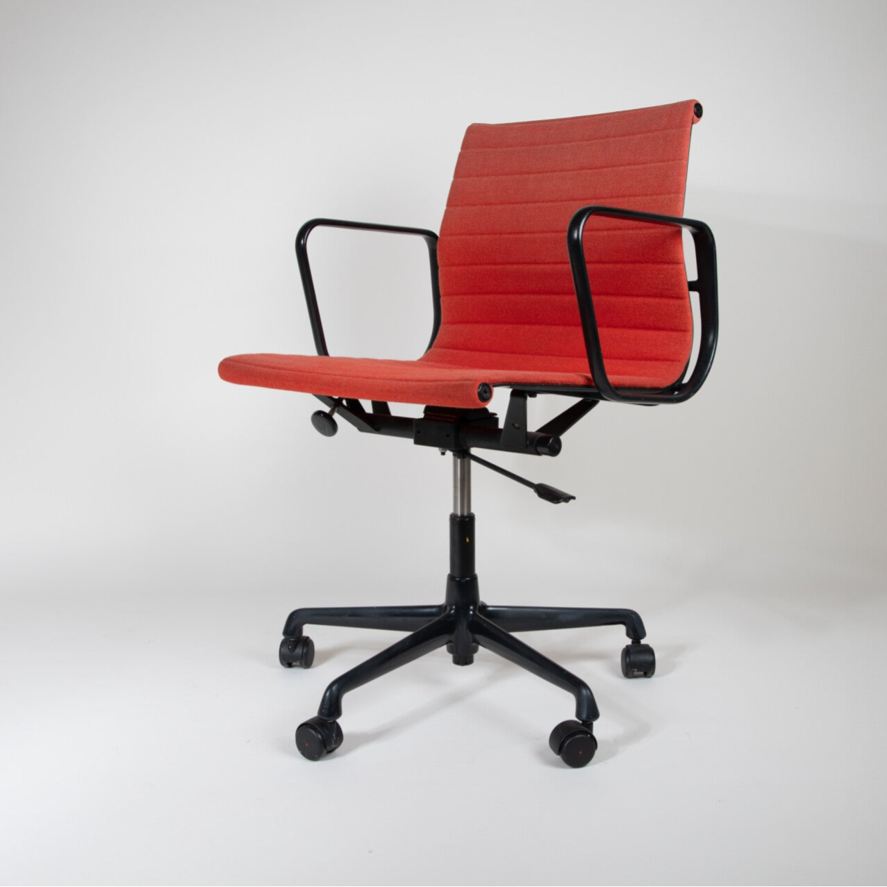 design chairs and furniture