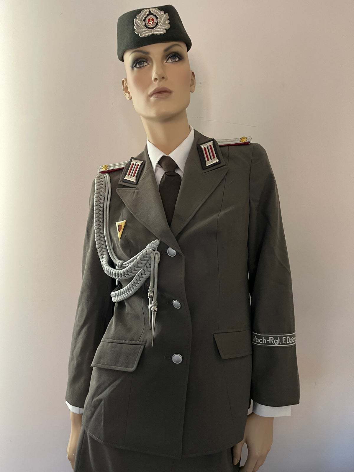 Wachregiment Feliks Dzierzynski Leutnant Paradeuniform Damen ...