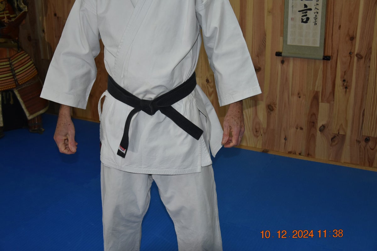 Nouer son obi 帯 / Grades dan et kyû 段 と 級 / Karate Dô 空手道 | KCM-Mormant