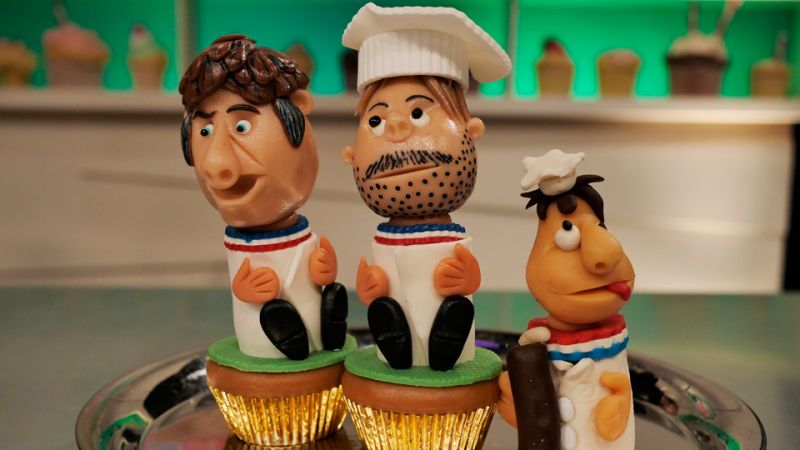 marzipan humans / decorate cupcakes | Kokenvoorbeginners