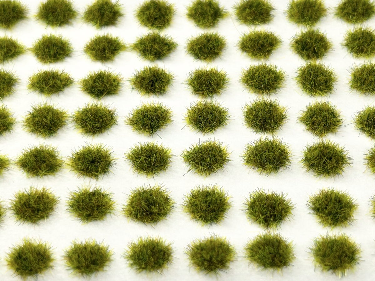 Self Adhesive Grass Tufts - 2mm Winter (Small Spread x 70) | WiP Games ...