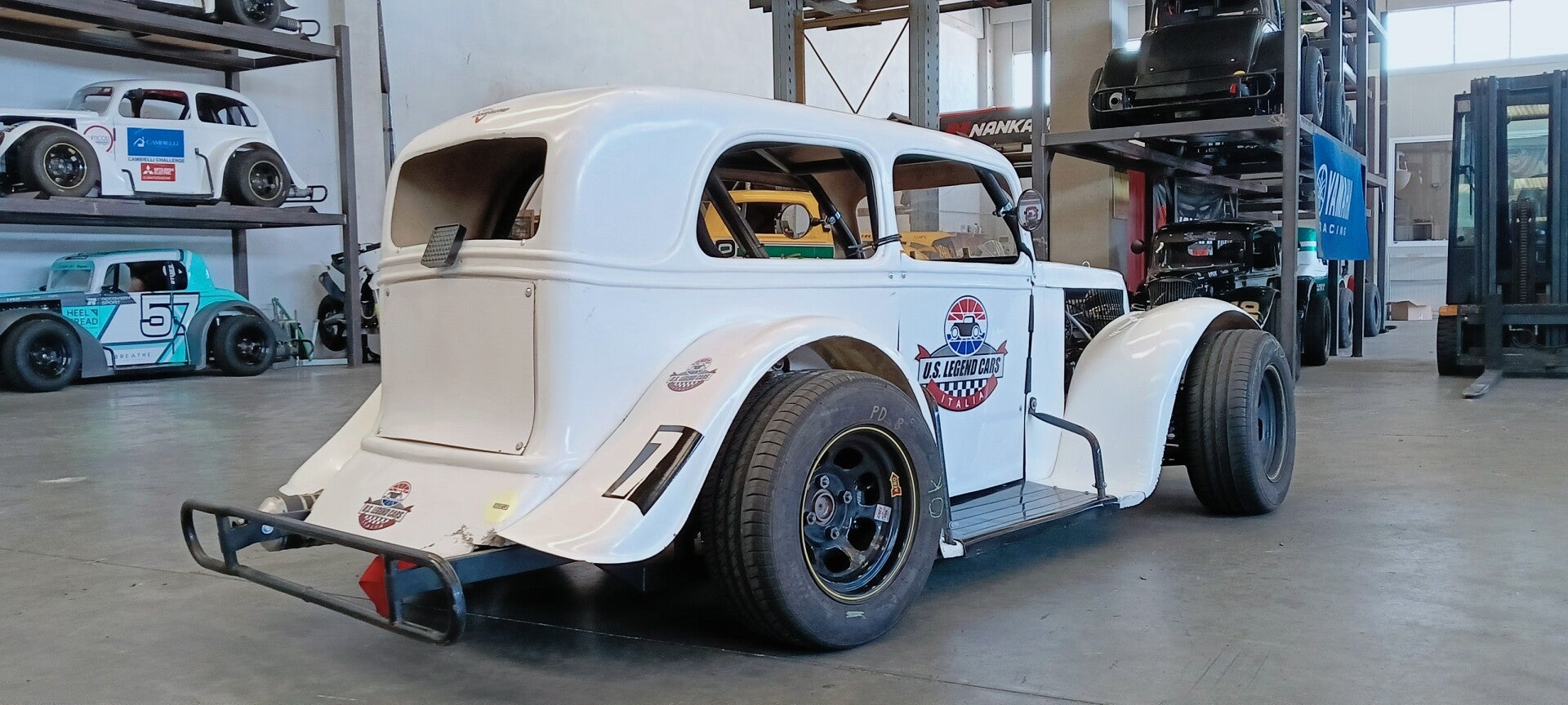 Legend cars in vendita