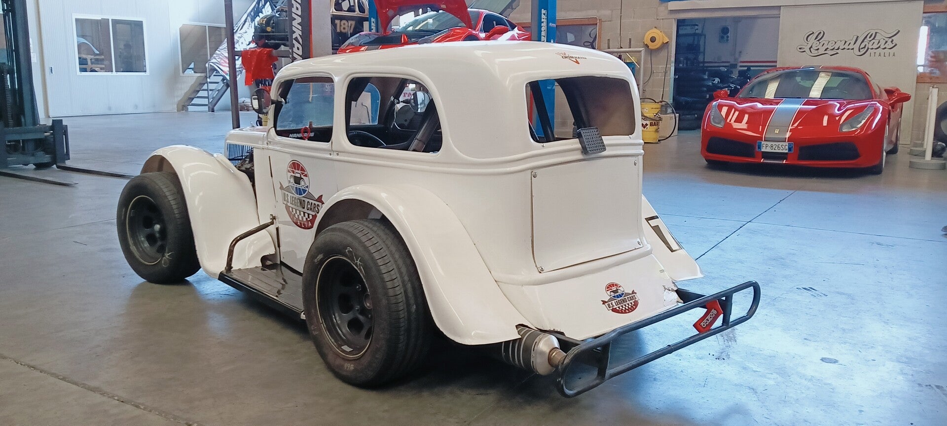 Legend cars in vendita