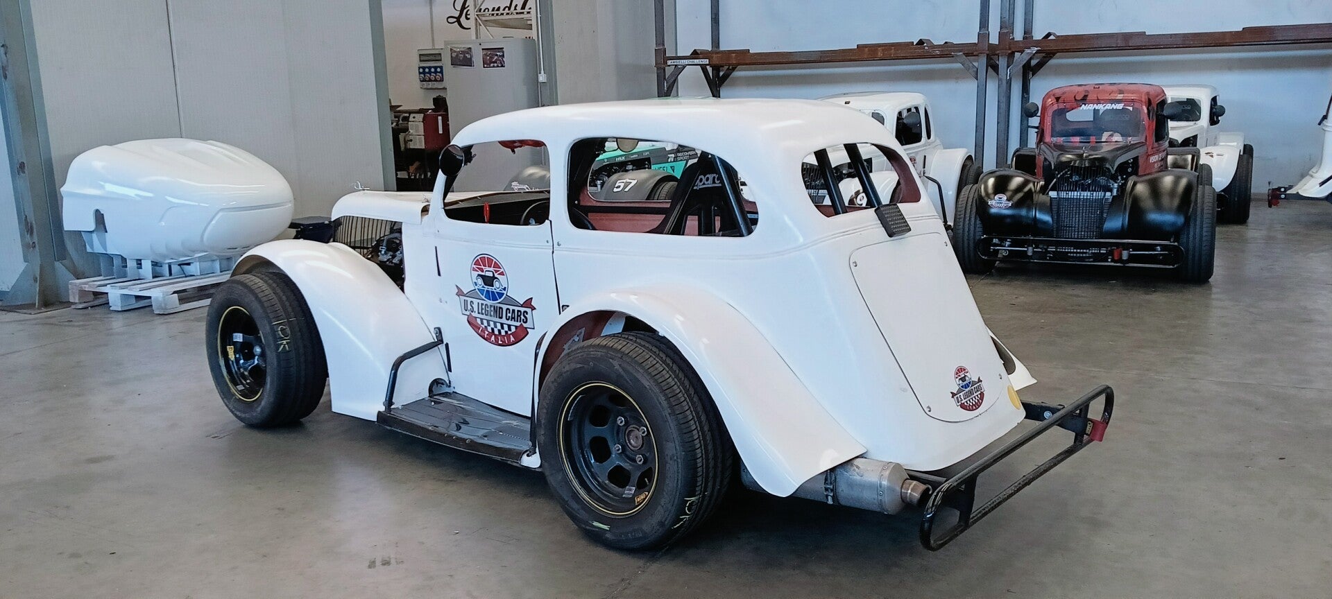 Legend cars in vendita