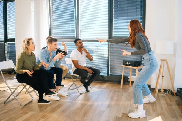 20+ Last Minute Party Games That Require No Preparation (Fun, Fast ...