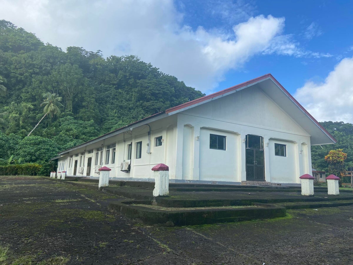 LEONE / ITUMĀLŌ FOFŌ MA ALATAUA / TUTUILA - FALELIMA I SISIFO | Family ...